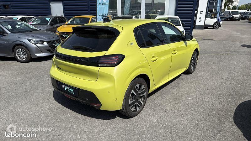 Peugeot 208 e-208 136ch Allure - Voitures