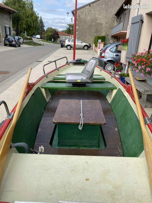 Barque de pêche Armor 410 - Nautisme