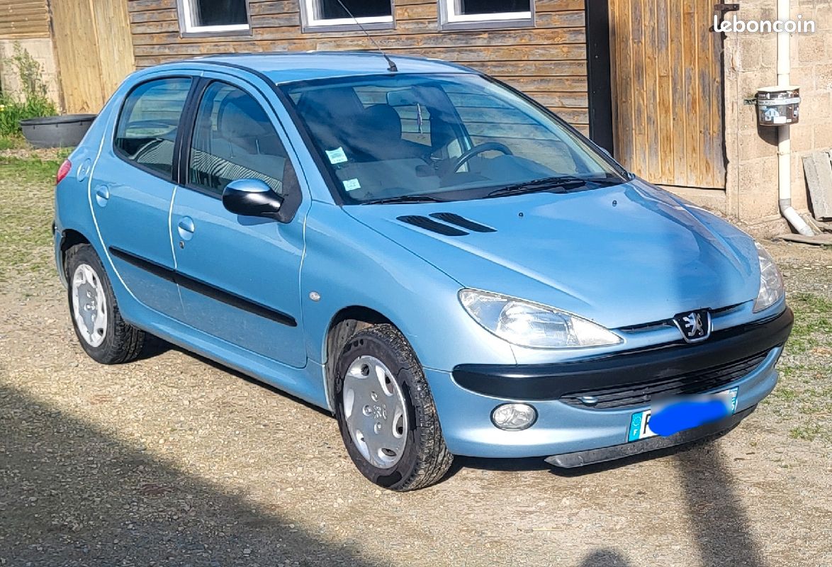 Peugeot 206 - Voitures