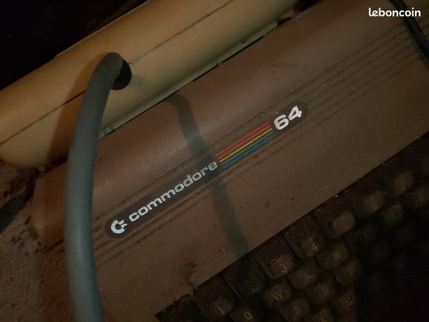 Commodore 64 d'occasion - Consoles - leboncoin