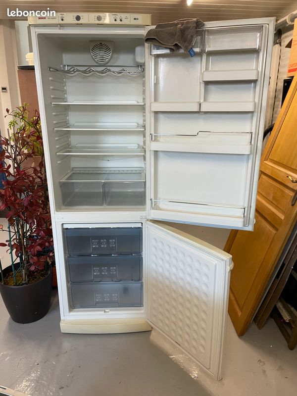 Grand frigo / congel - Électroménager