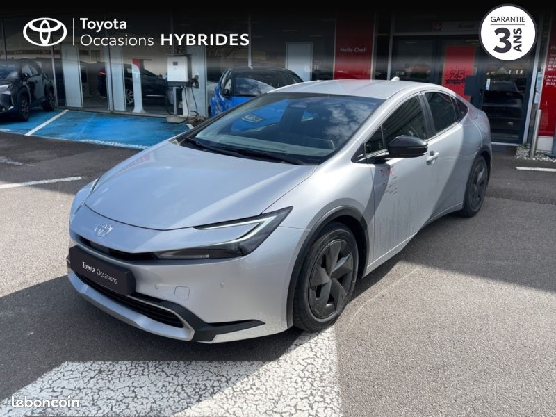 Toyota Prius Rechargeable 2.0 Hybride Rechargeable 223ch Dynamic - Voitures