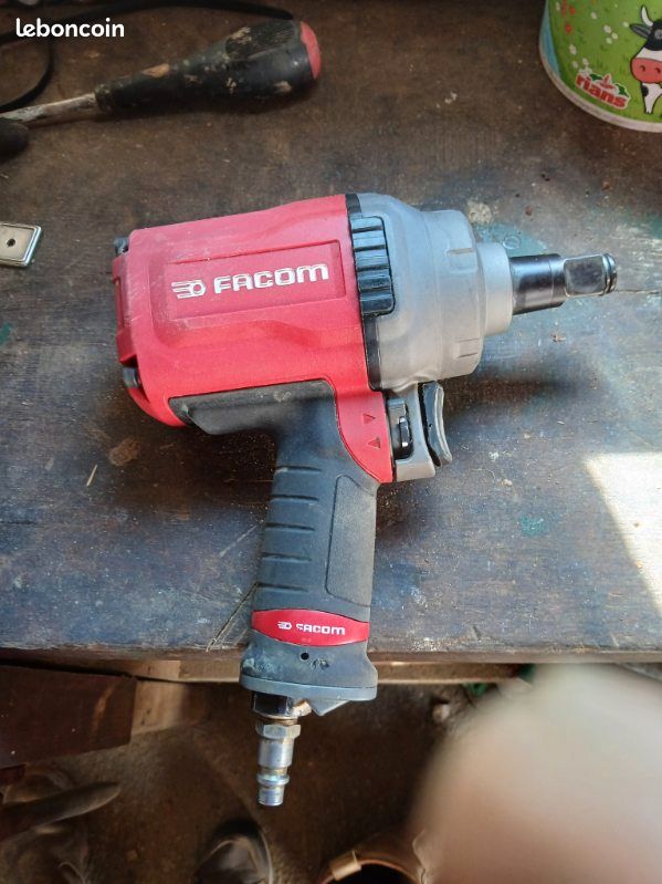 Clé à choc Facom - Bricolage