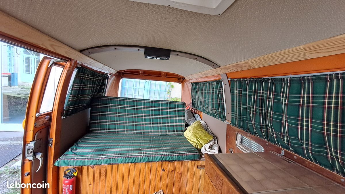 À vendre – VW Combi Bay Window 1978 – Une icône pleine de charme - Voitures