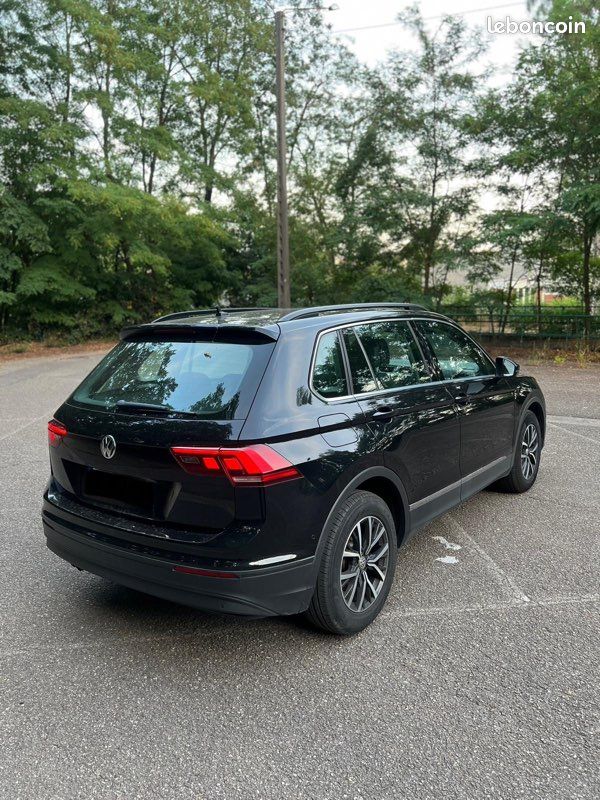 Volkswagen Tiguan 2L TDI 150ch - Voitures