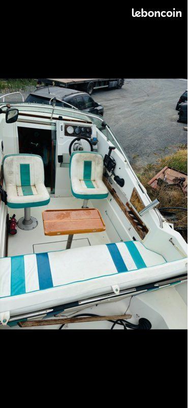 Bateau cabine Jeanneau leader 550 - Nautisme