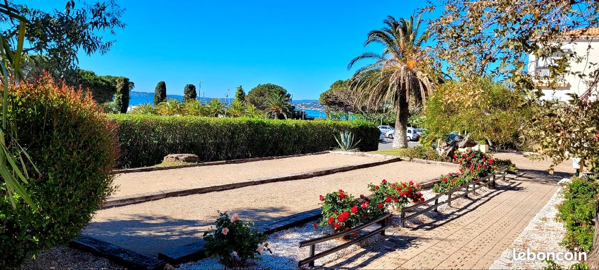Issambres : Appartement 4P, piscine, parking, plages, proche Ste Maxime ...