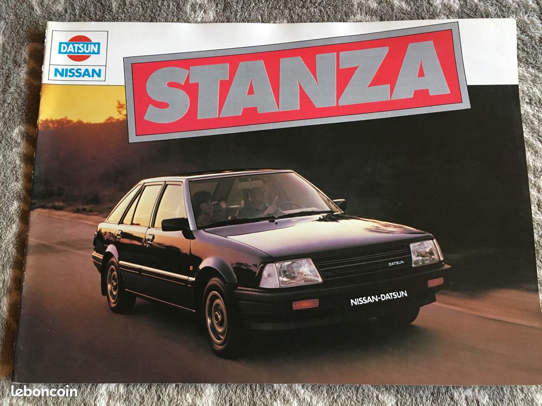 Dépliant Nissan Stanza - Équipement auto