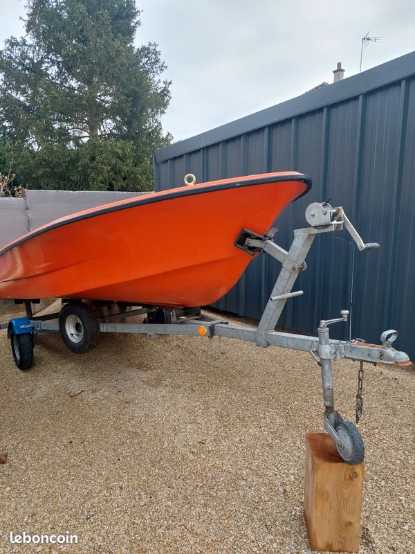 Bateau Neptune - Nautisme