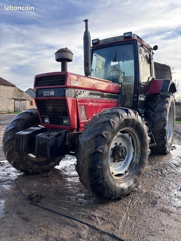 Case 1255 - Tracteurs