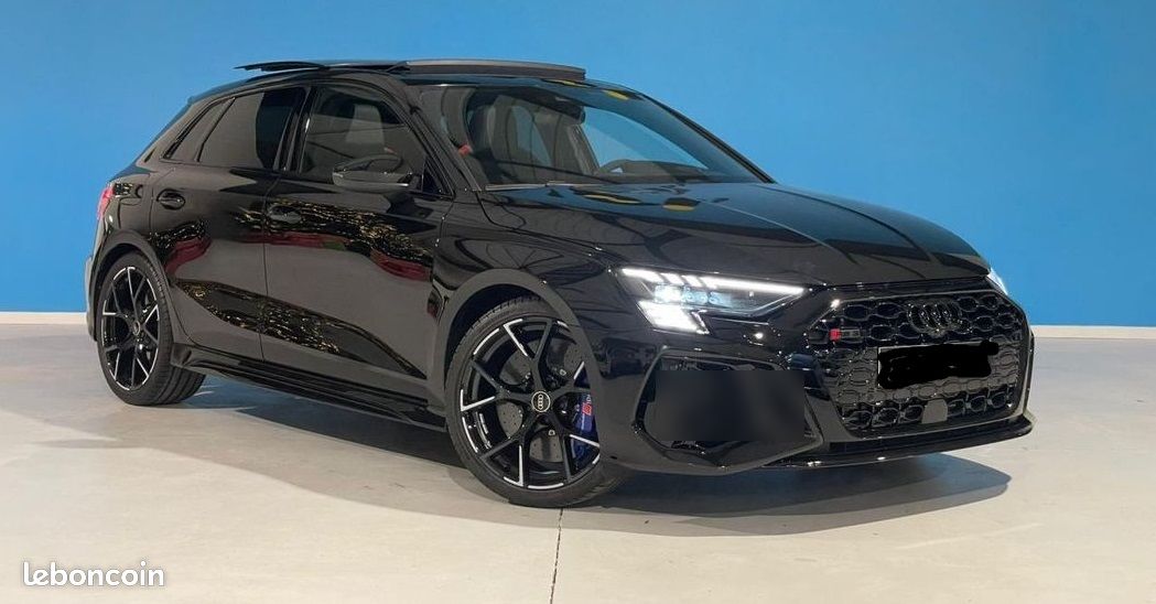 Audi RS3 8Y 400CH FULL BLACK Excellent état - Voitures