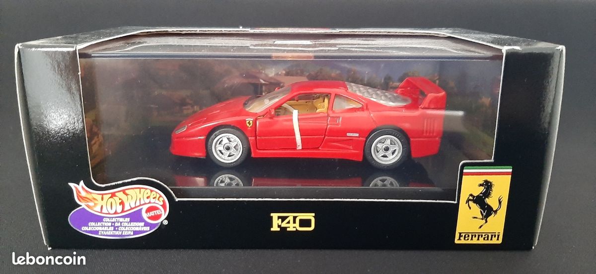 Ferrari F40 1/43 Hot Wheels - Collection