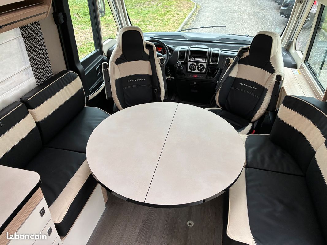 Intégral Occasion Première Main Fleurette Florium 75LMF 160CV ...