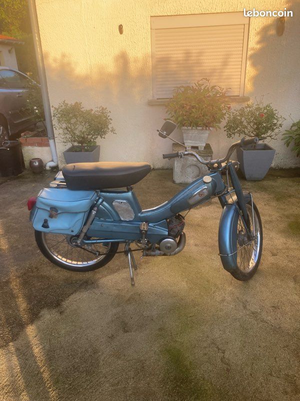Motobecane av7 / 88 - Motos