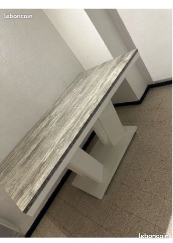 Table à manger - Ameublement