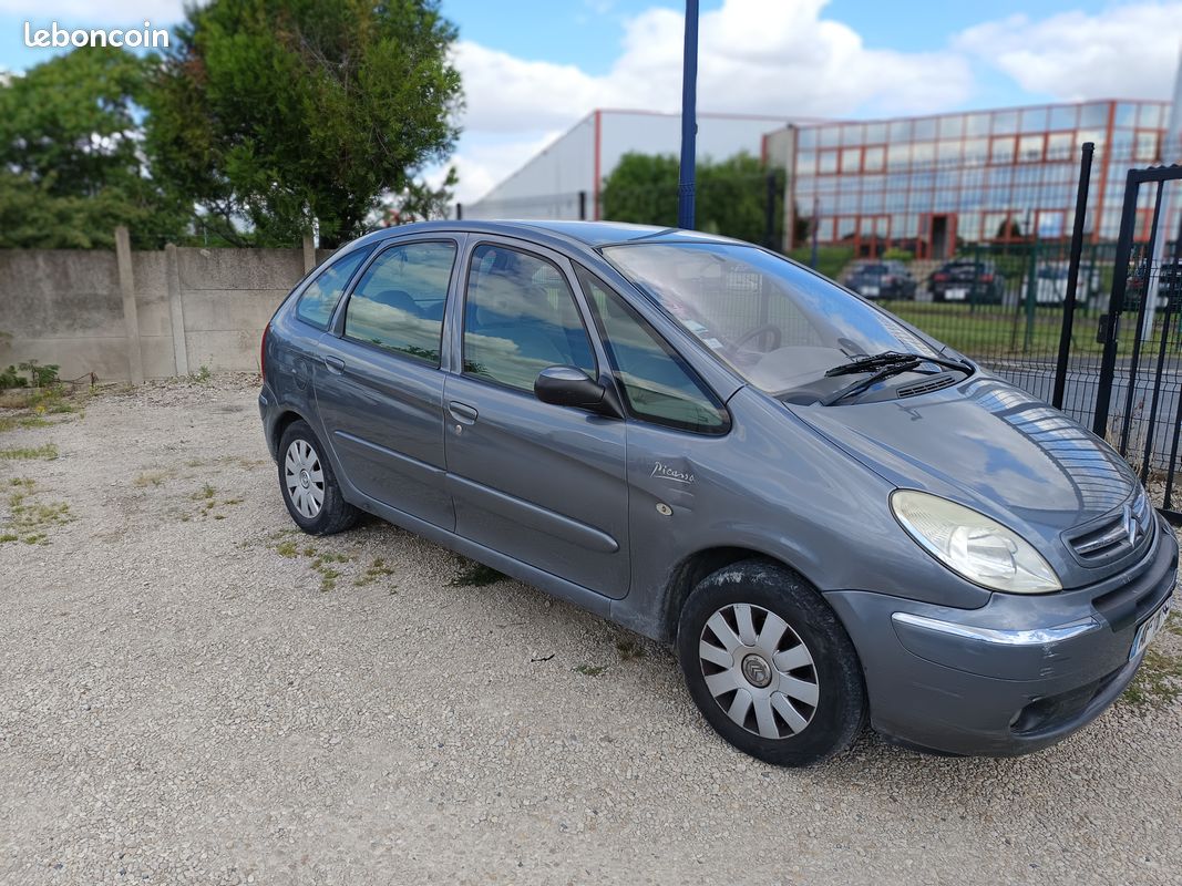 Xsara Picasso année 2004 CT ok - Voitures