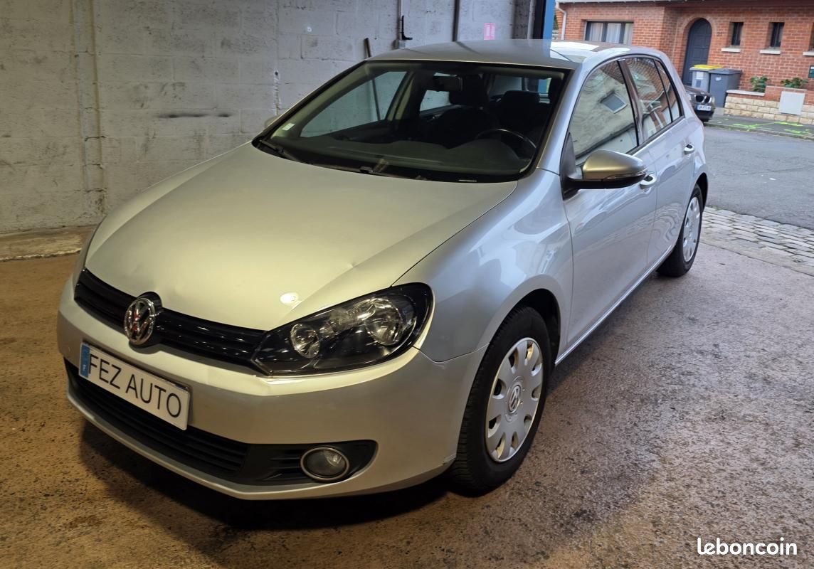 Volkswagen Golf VI Trendline 1.2 TSI 85CV - Voitures