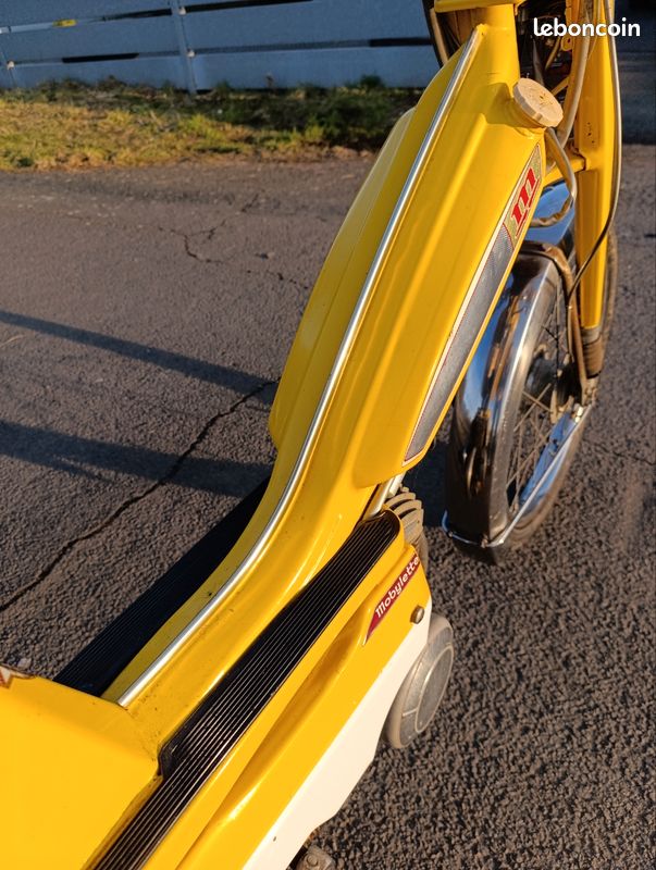 Mobylette Motobecane 40 T - Motos