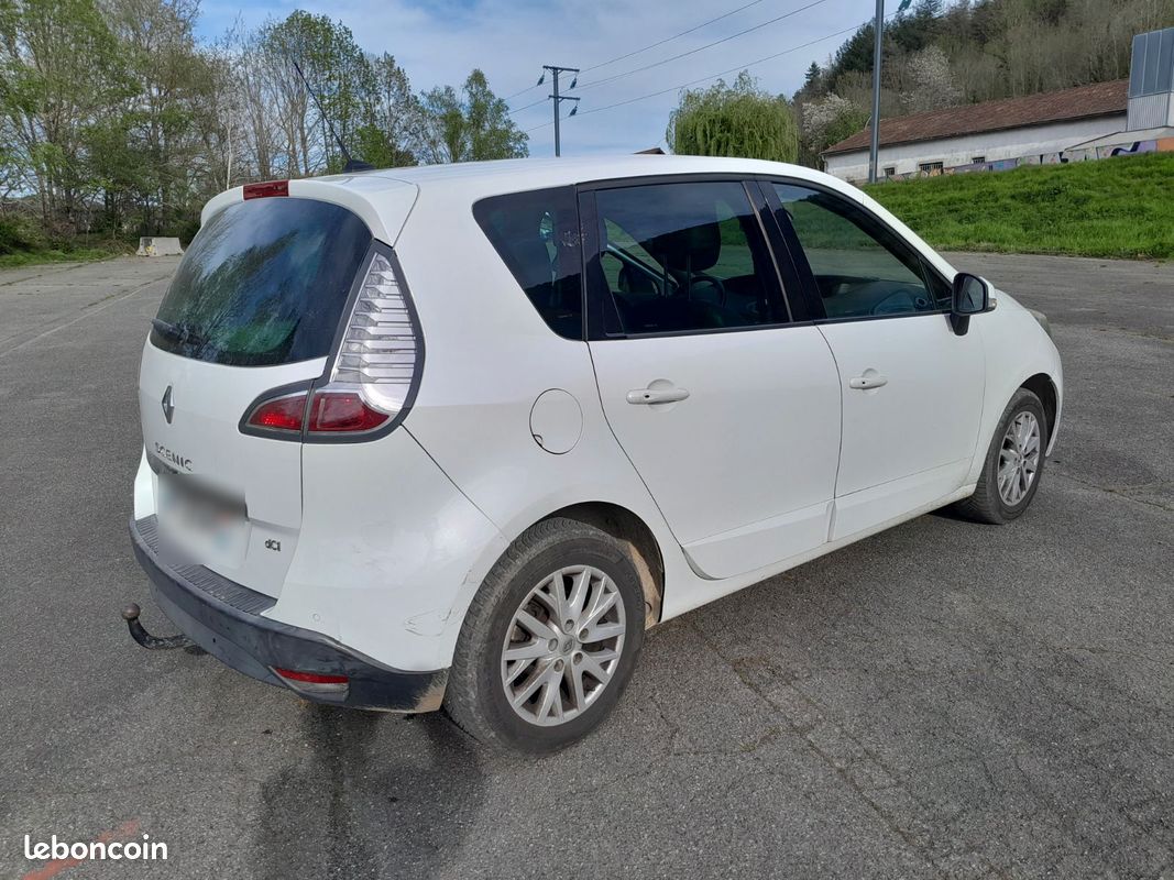 Renault Megane scenic 3 - Voitures