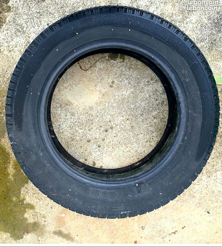 Pneu Michelin 185/60 R14 82T Mxt - Équipement auto