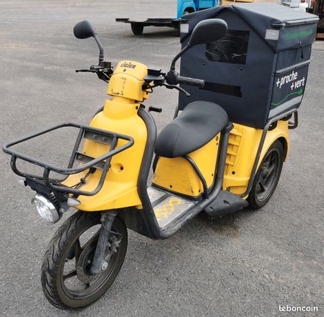 Scooter la poste d'occasion - Motos - leboncoin