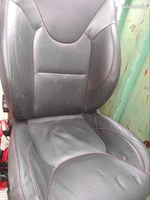 Intérieur Clio 4 et IV RS p0m - Équipement auto