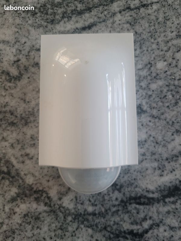 Detecteur de mouvement Legrand - Bricolage