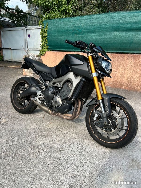 Mt 09 2014 Abs - Motos