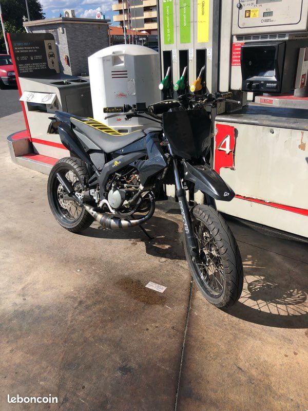 Derbi senda xtreme SM 50cc - Motos