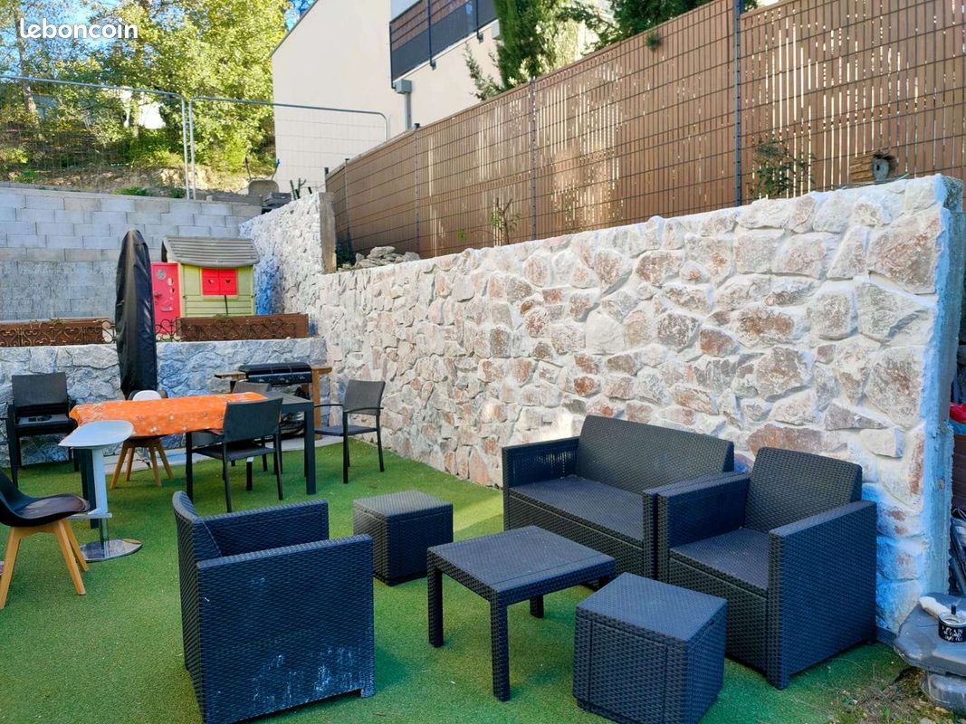 Mur en pierre sèche multicolore⁫⁯⁬ ⁠⁮ ⁠⁬⁬‌⁯⁪⁪⁮ - Bricolage