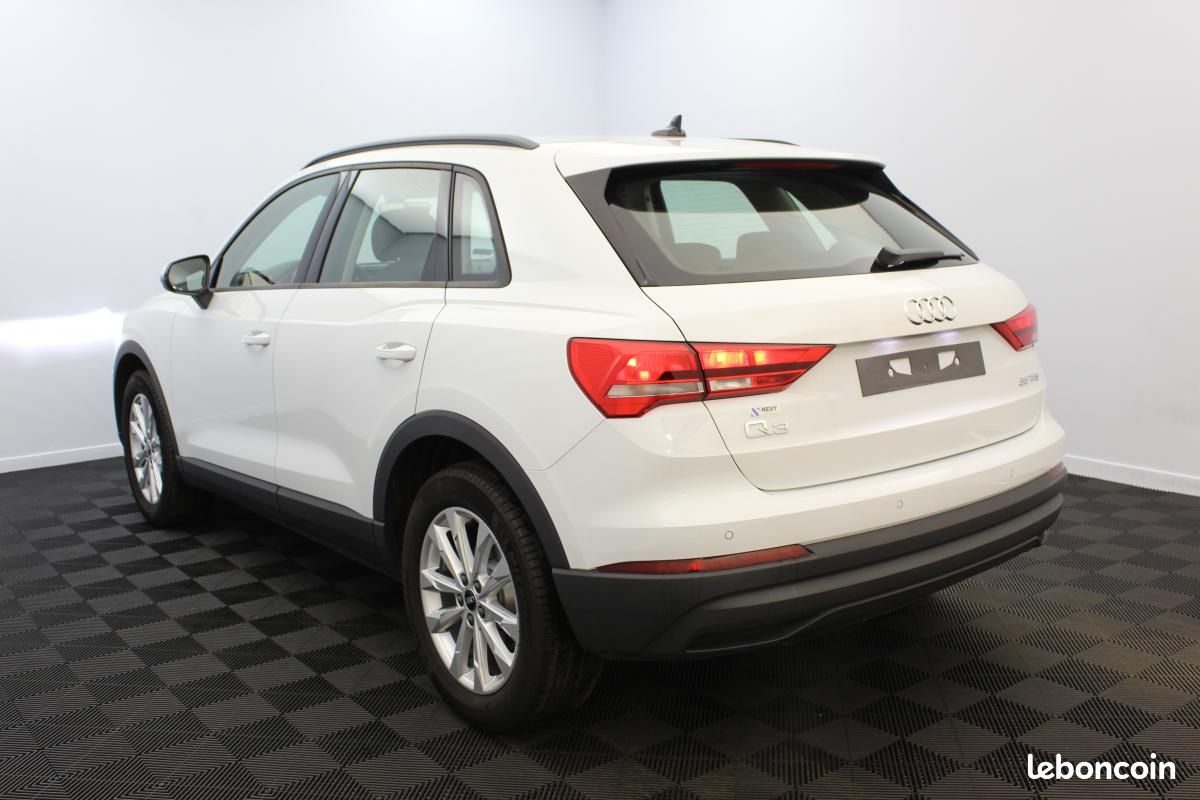 Audi Q3 35 TFSI 150 ch S tronic 7 Design Jantes alu 5 branches 18 ...