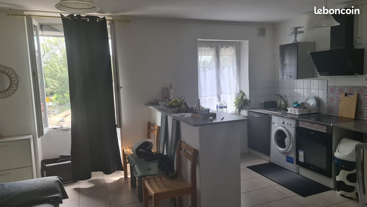 Beau F3 meublé 46m2 - Locations