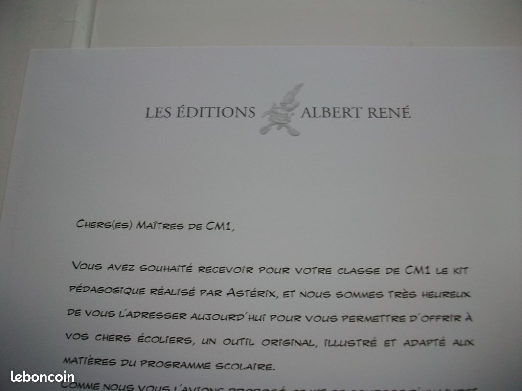 Parc ASTERIX . Elève Astérix au Tableau , lot de Documents . Editions ...
