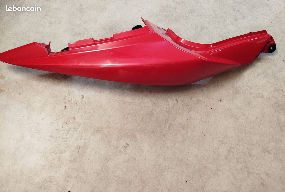 Carénage arrière sv - Équipement moto