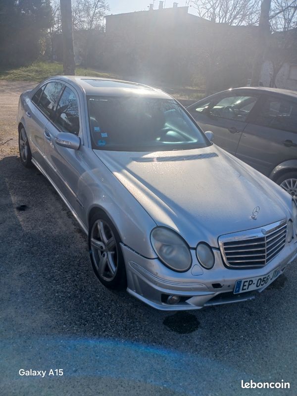 Mercedes e280 avant-garde pack Amg - Voitures