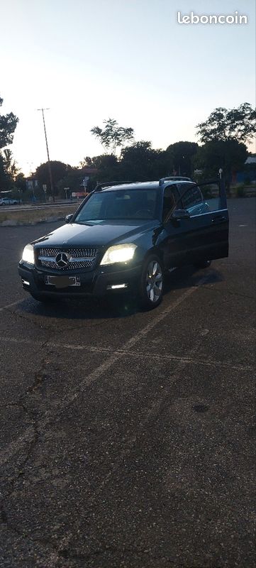 Mercedes GLK 4 MATIC 220 - Voitures