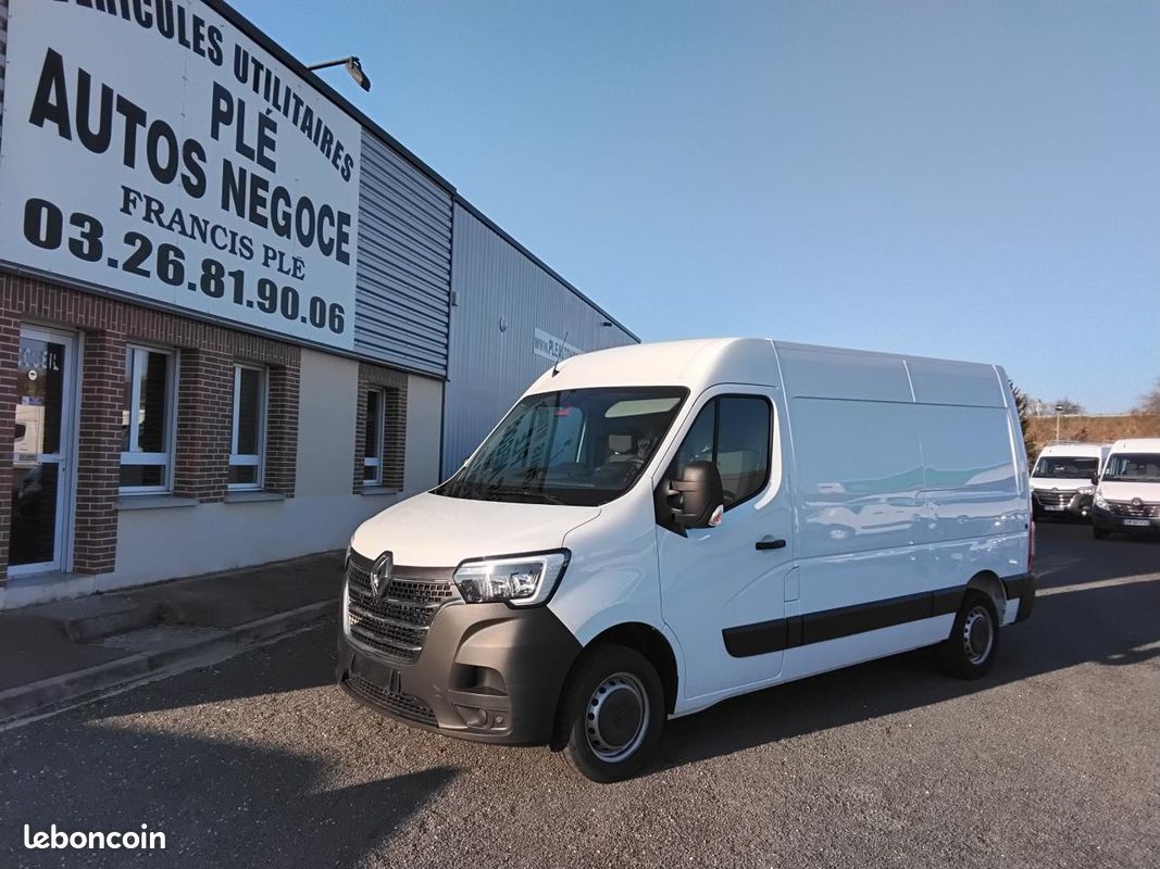Renault master l2h2 dci 135 3t5 grand confort - Utilitaires