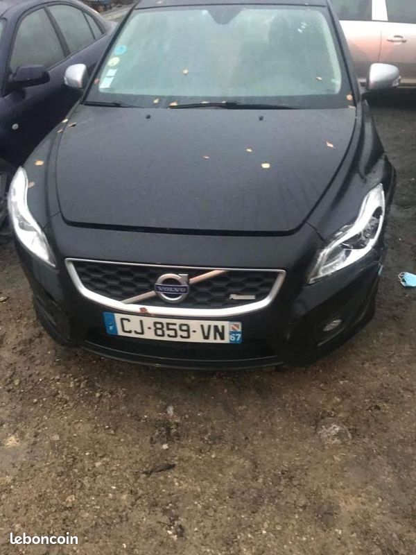 VOLVO C30 D2 1.6 TD 16V 115 cv - Équipement auto