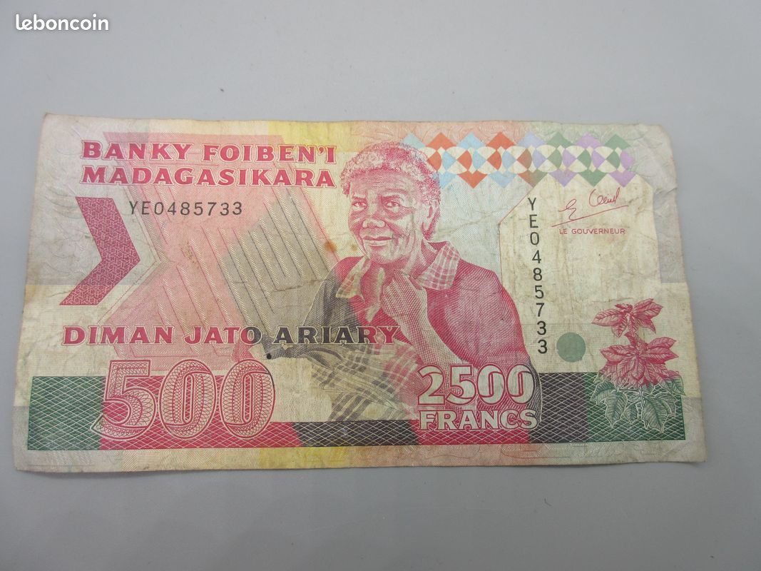 Ancien billet de banque de Madagascar 500 Ariary / 2500 francs de 1993 ...
