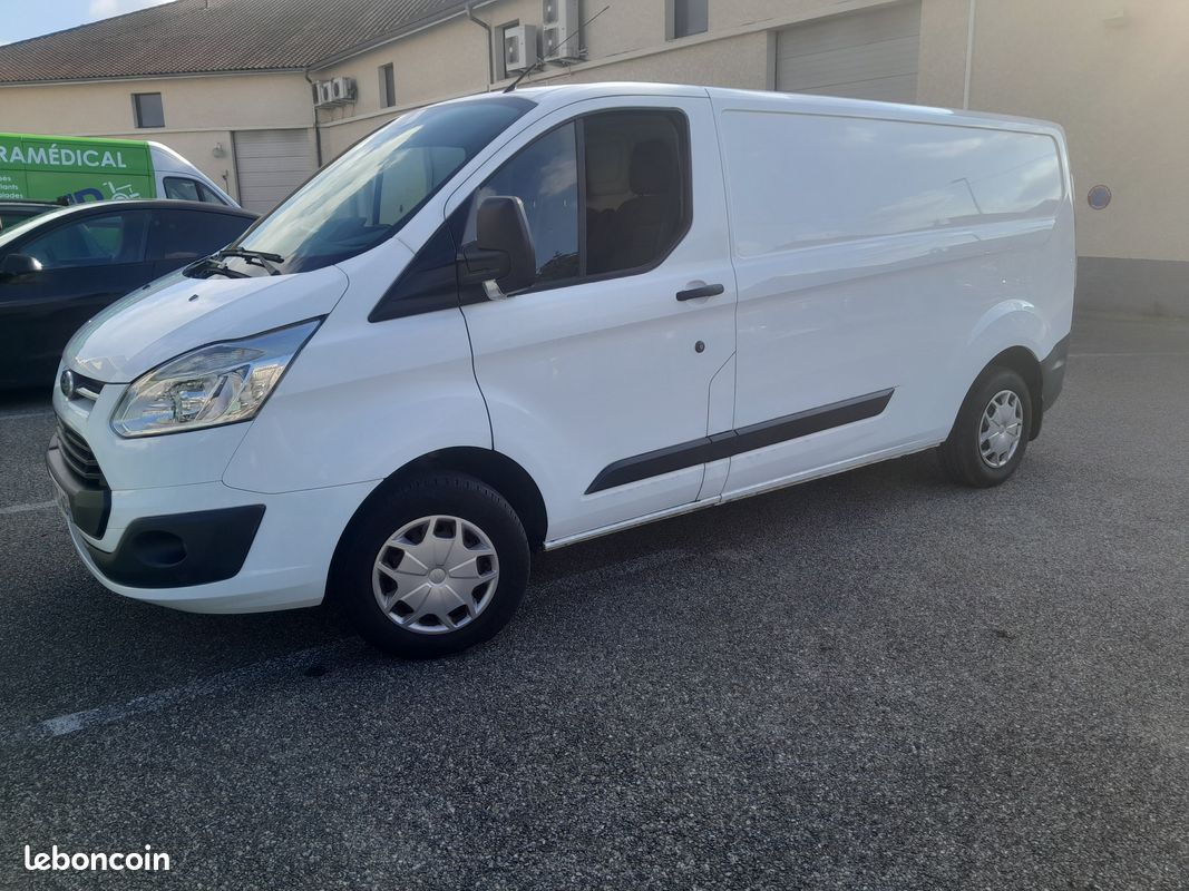 FORD Transit Custom L2H1 2.0 TDCi 16V DPF S&S 130 cv - Utilitaires