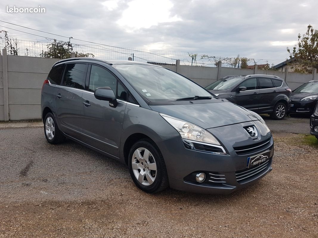 Peugeot 5008 1.6 HDI 112 Premium Pack GPS BVA 166.014 Km - Voitures