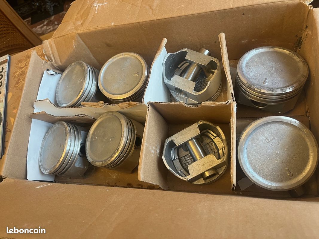 8 pistons neufs P1503 cote standard pour V8 Chevy 305 - Équipement auto