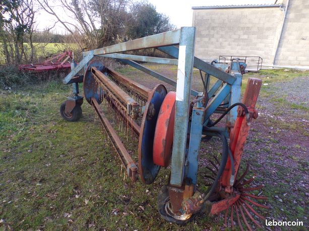 Rateau faneur d'occasion - Matériel agricole - leboncoin