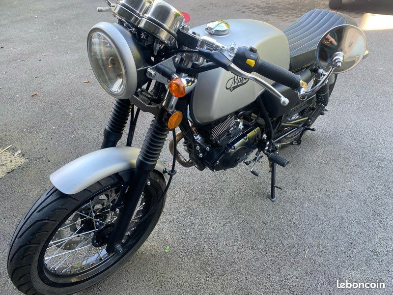 Mash Cafe Racer - Motos