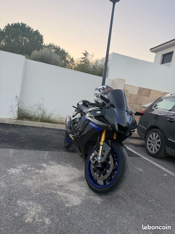 R1m - Motos