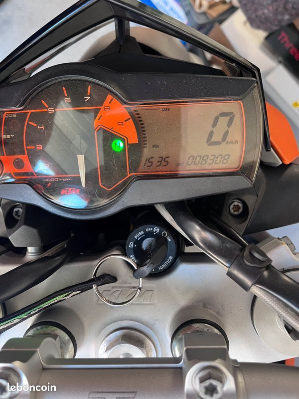KTM 690 duke seulement 8000km CT est OK - Motos