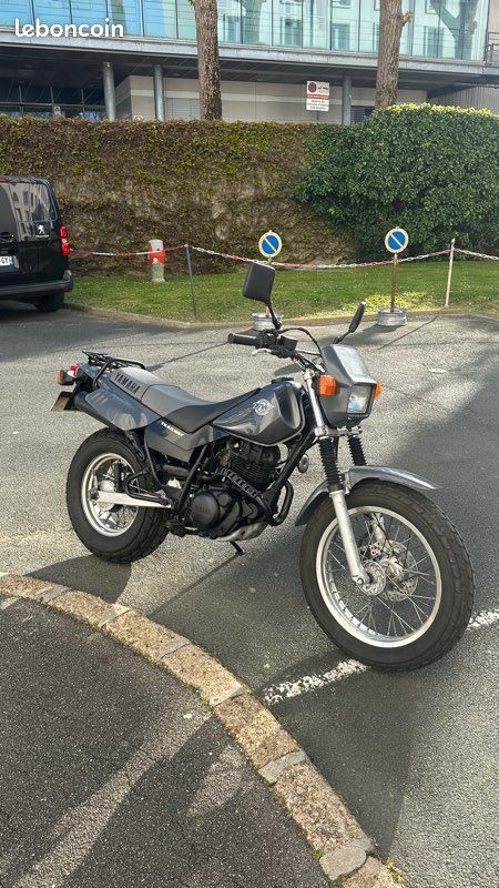 Wunderschne Yamaha Trailway 125 Bild