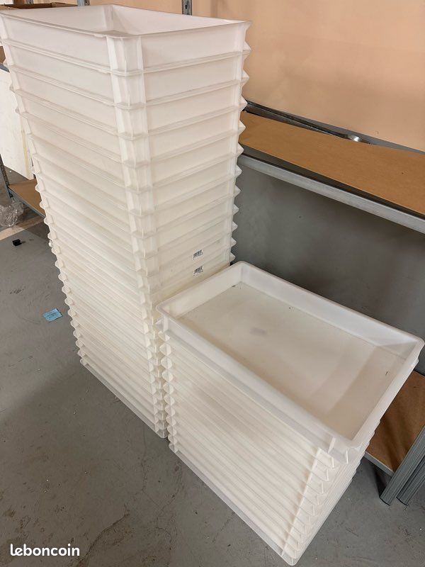 Lot de 34 bac plastique - Équipements pour restaurants & hôtels