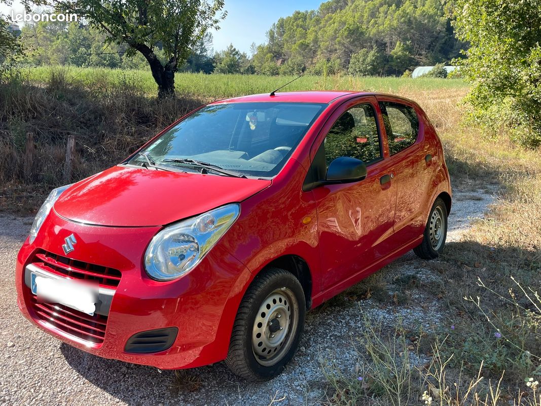 Suzuki Alto 1.0 - Voitures