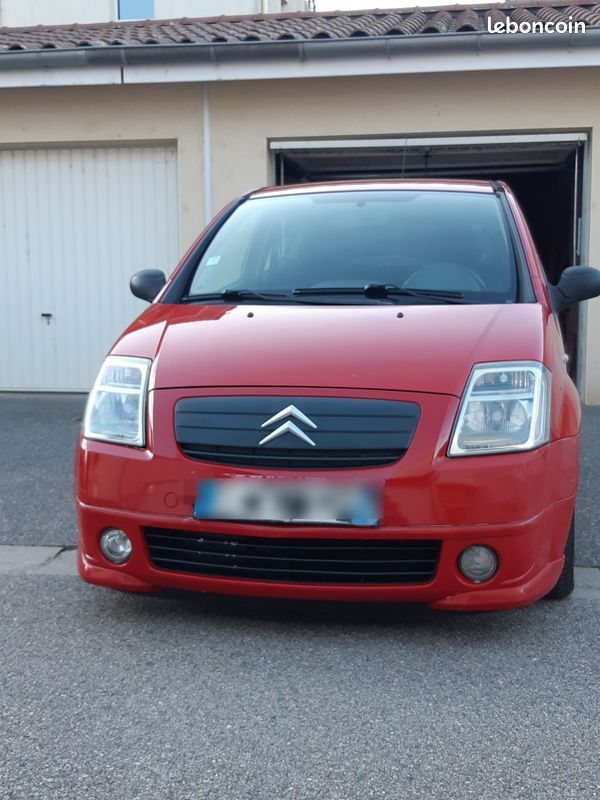 C2 1.1l pack ambiance - Voitures